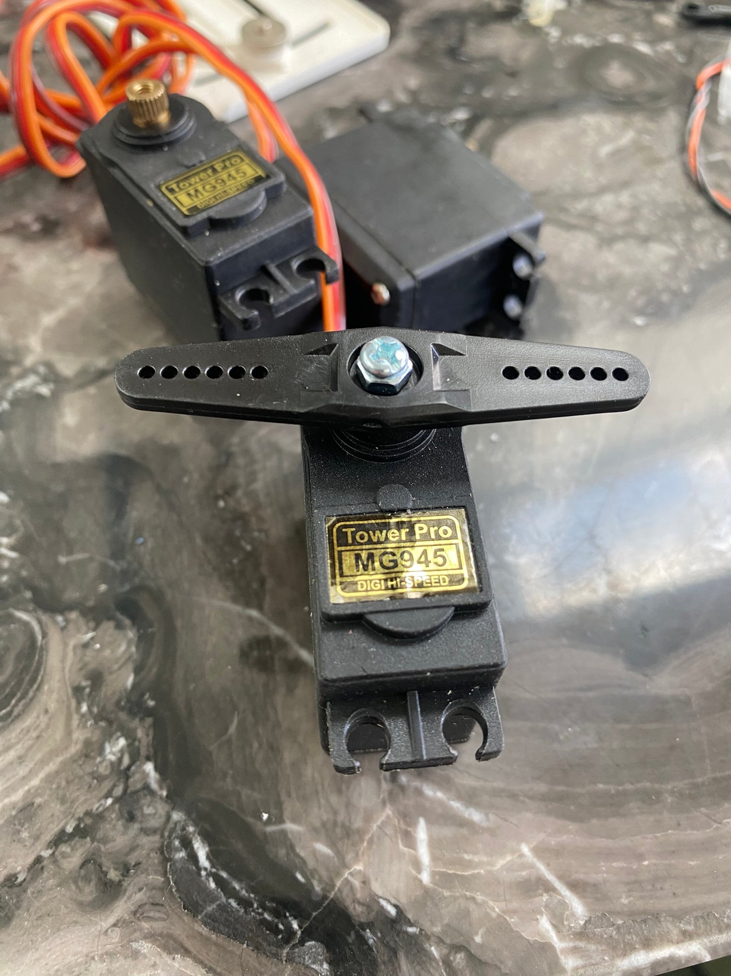 Tower Pro MG 945 Standard Servo – RCHeliTrader