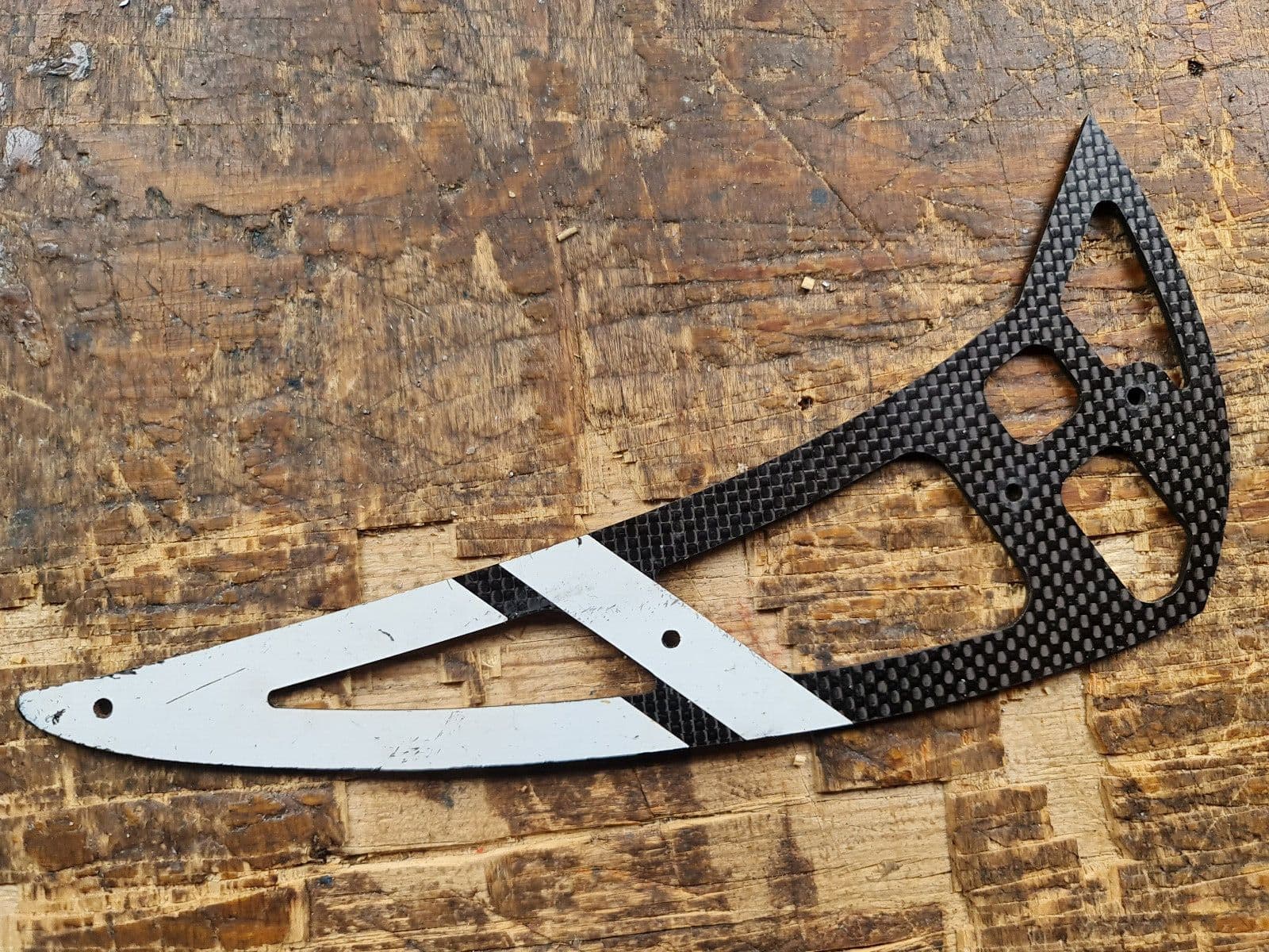 ALIGN TREX 700 CARBON FIBRE VERTICAL TAIL FIN – RCHeliTrader