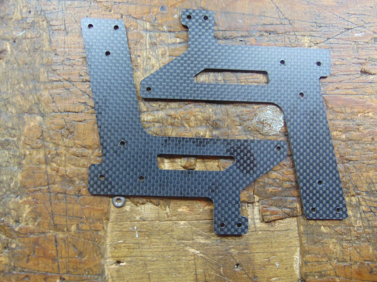 E550 RAPTOR CARBON FIBRE FRONT LOWER MAIN FRAME SECTIONS – RCHeliTrader