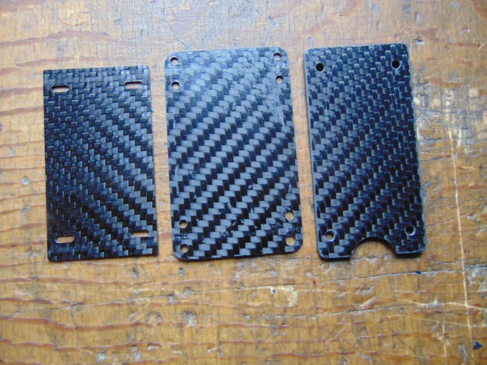 HENSELEIT 3DMP-E CARBON FIBRE UPPER MAIN FRAME SPACERS – RCHeliTrader