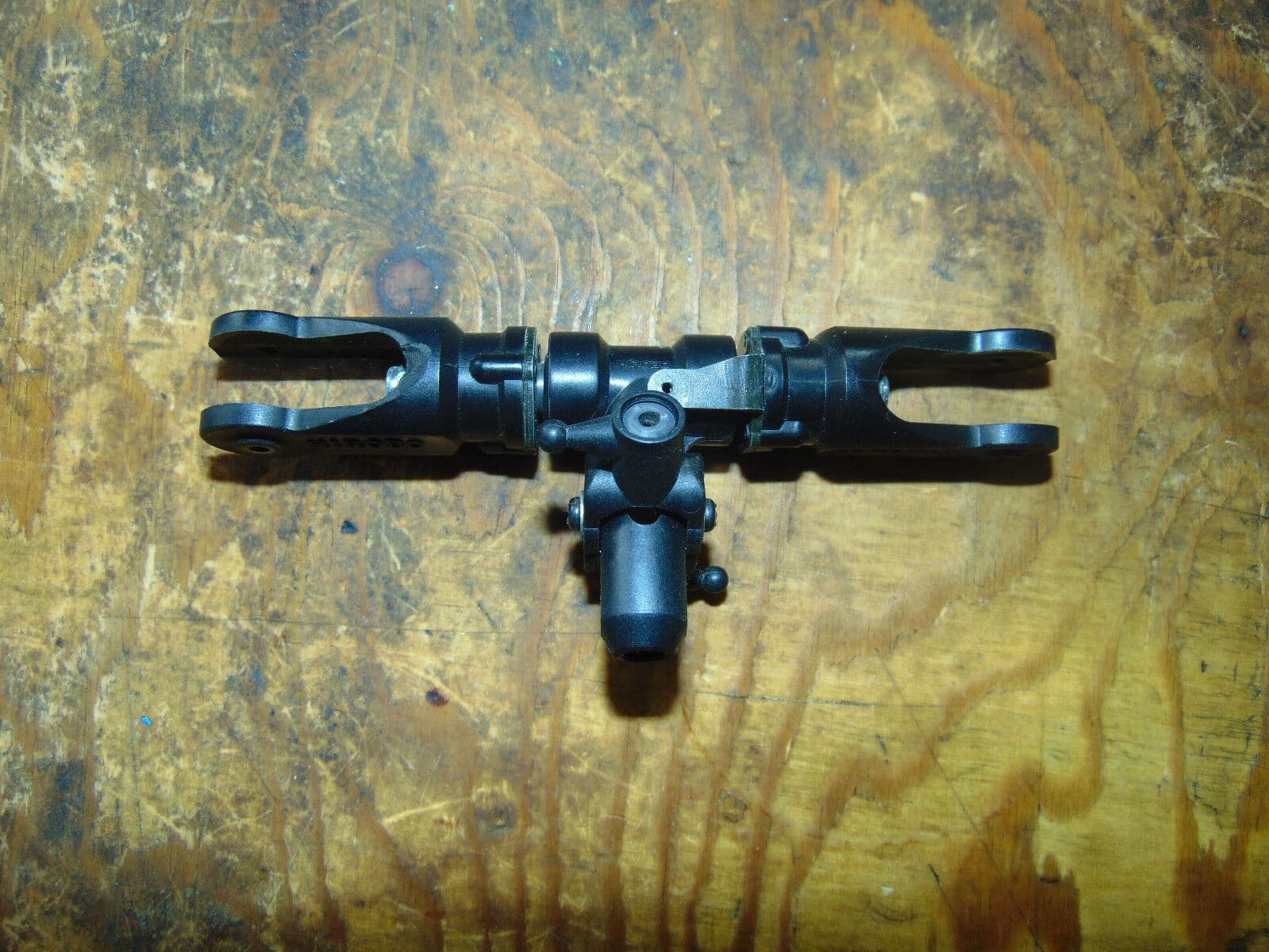 HIROBO MH-10 MAIN ROTOR HEAD ASSEMBLY C/W FLYBAR SEESAW – RCHeliTrader