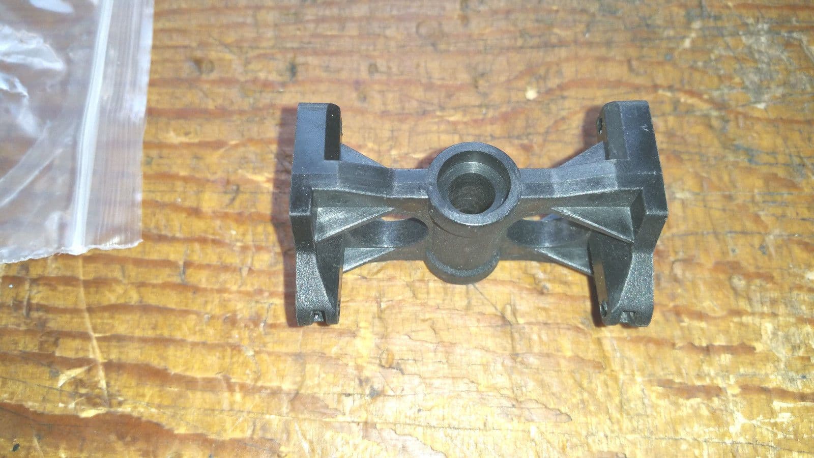 HIROBO TSURUGI TAIL DRIVE PINION MOUNTING BRACKET – RCHeliTrader