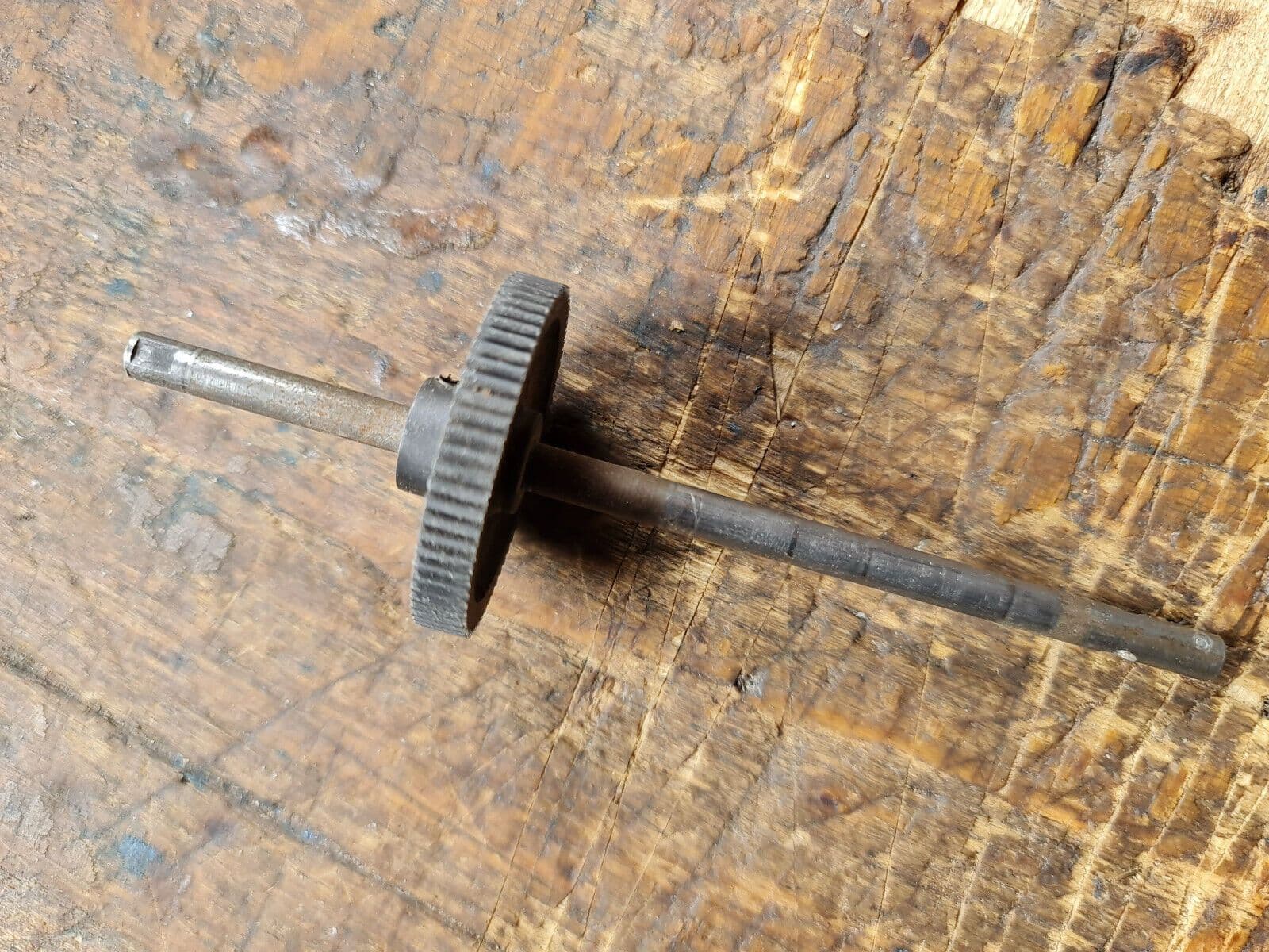 ISHIMASA SKY LARK MAIN ROTOR SHAFT & MAIN DRIVE GEAR – RCHeliTrader