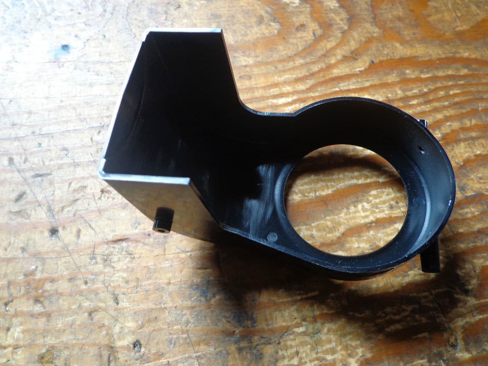 JR VOYAGER 50 ENGINE COOLING DUCT – RCHeliTrader
