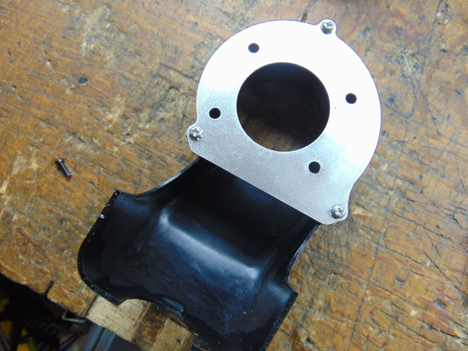 KALT BARON ALPHA GASSER ENGINE COOLING DUCT FOR KG22 – RCHeliTrader