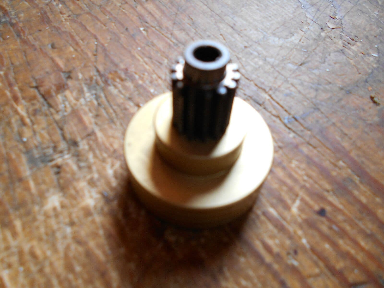 KALT BARON GASSER CLUTCH BELLHOUSING AND PINION – RCHeliTrader