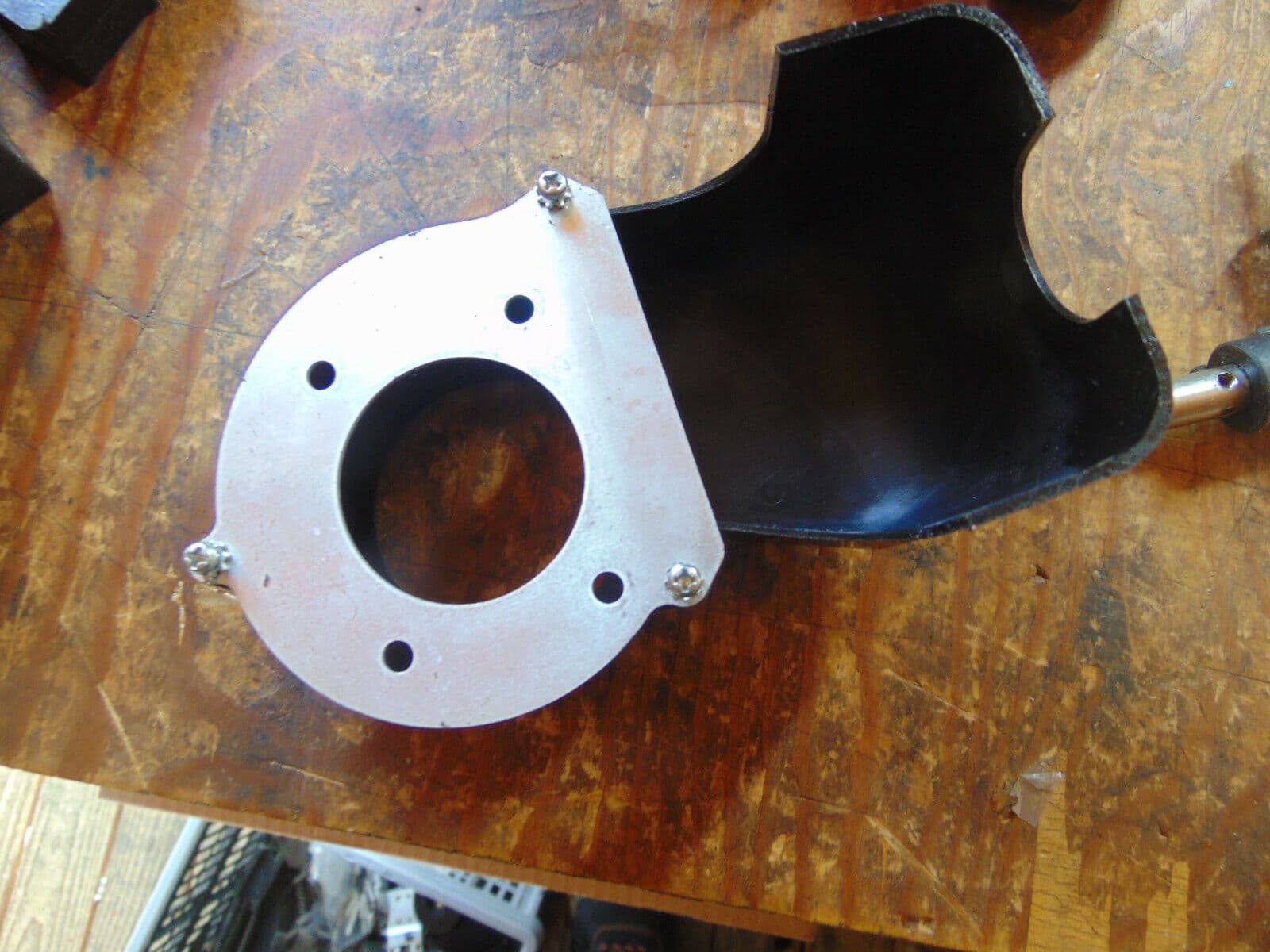 KALT BARON GASSER ENGINE COOLING DUCT FOR KG22 – RCHeliTrader