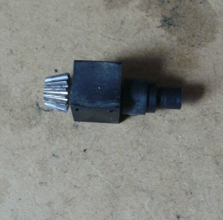KALT BARON TAIL ROTOR DRIVE PINION & BEARING FOR TORQUE ROD – RCHeliTrader