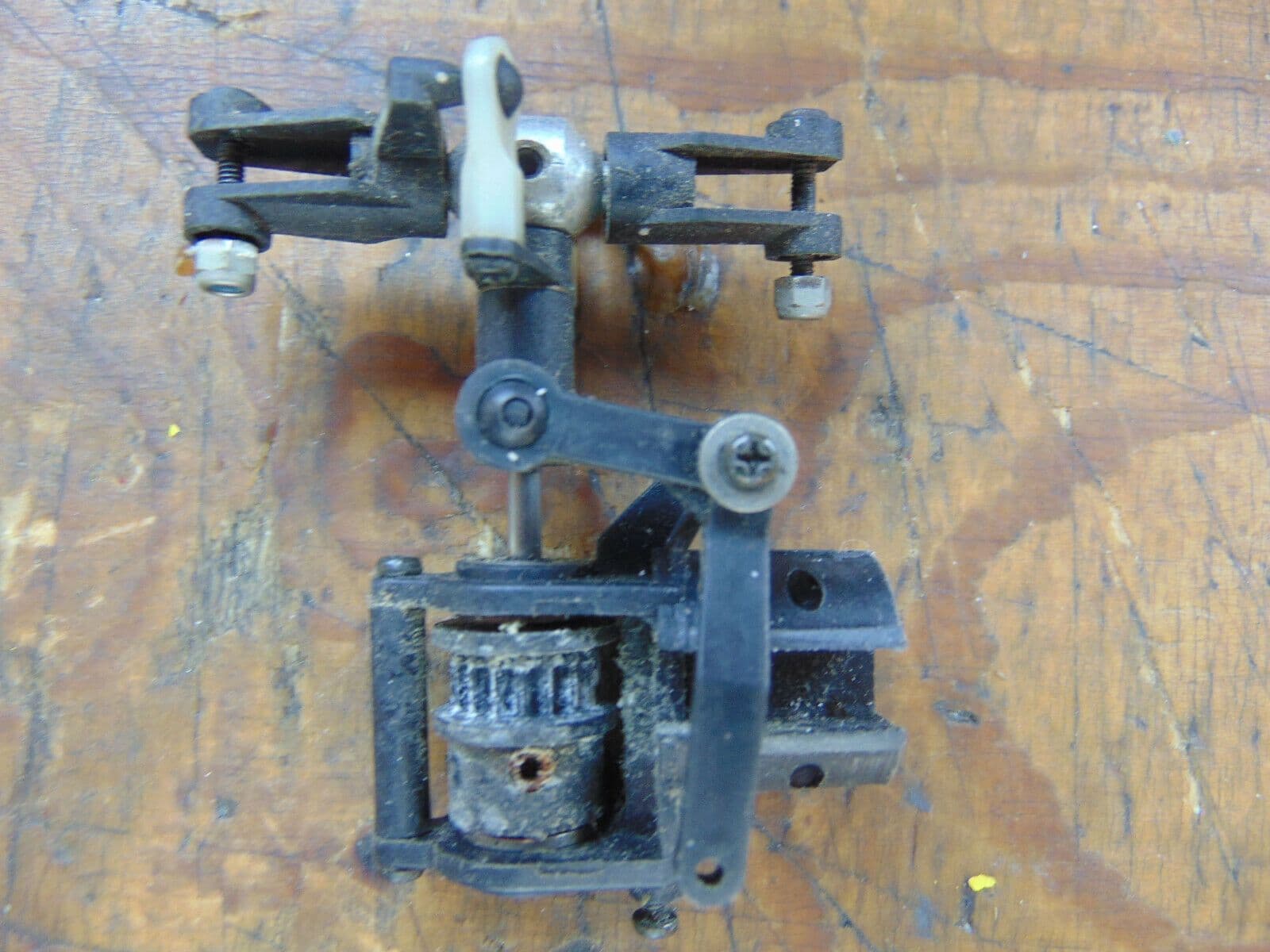 KALT BARON WHISPER TAIL ROTOR GEARBOX ASSEMBLY – RCHeliTrader