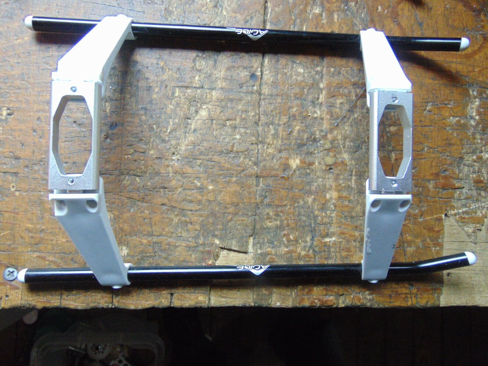 KDS AGILE 5.5 LANDING STRUTS & SKIDS – RCHeliTrader