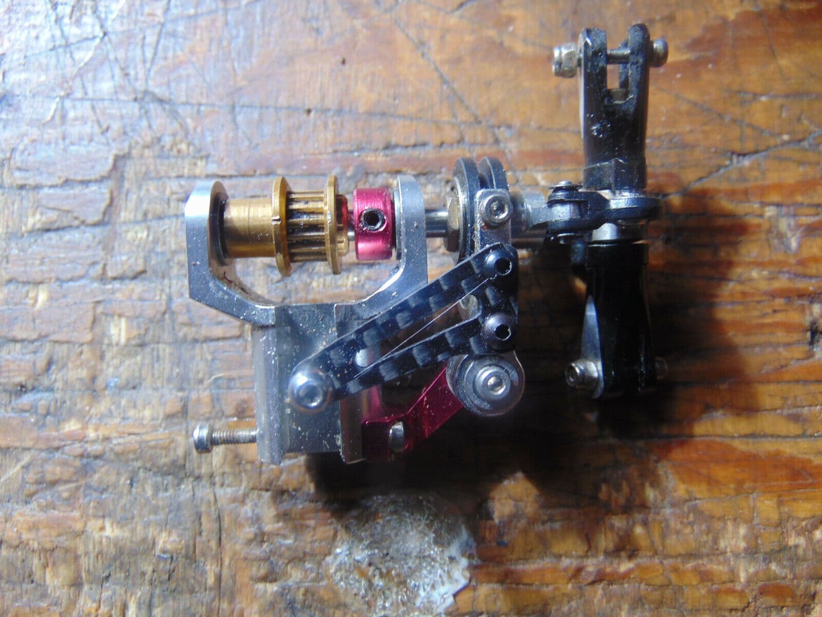 KDS CHASE 360 TAIL ROTOR GEARBOX ASSEMBLY – RCHeliTrader