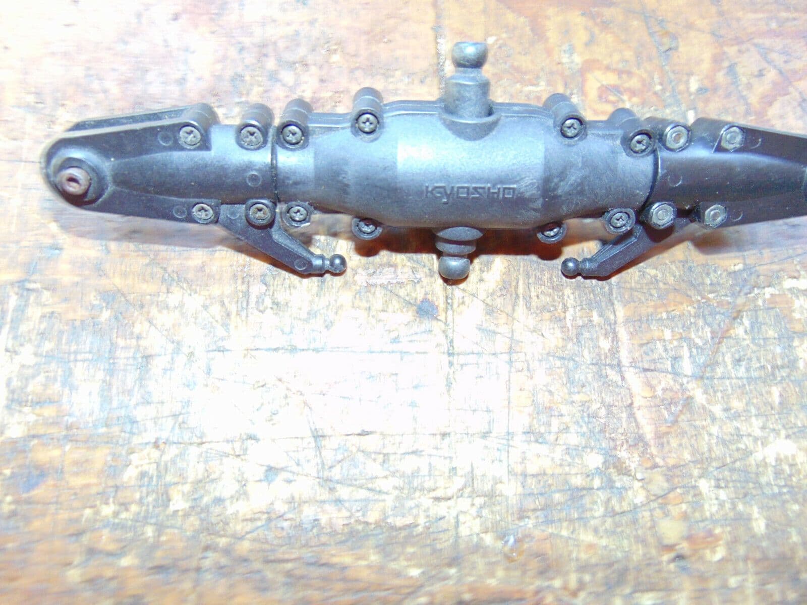 KYOSHO CONCEPT MAIN ROTOR HEAD ASSEMBLY WITH 8mm BLADE GRIPS – RCHeliTrader