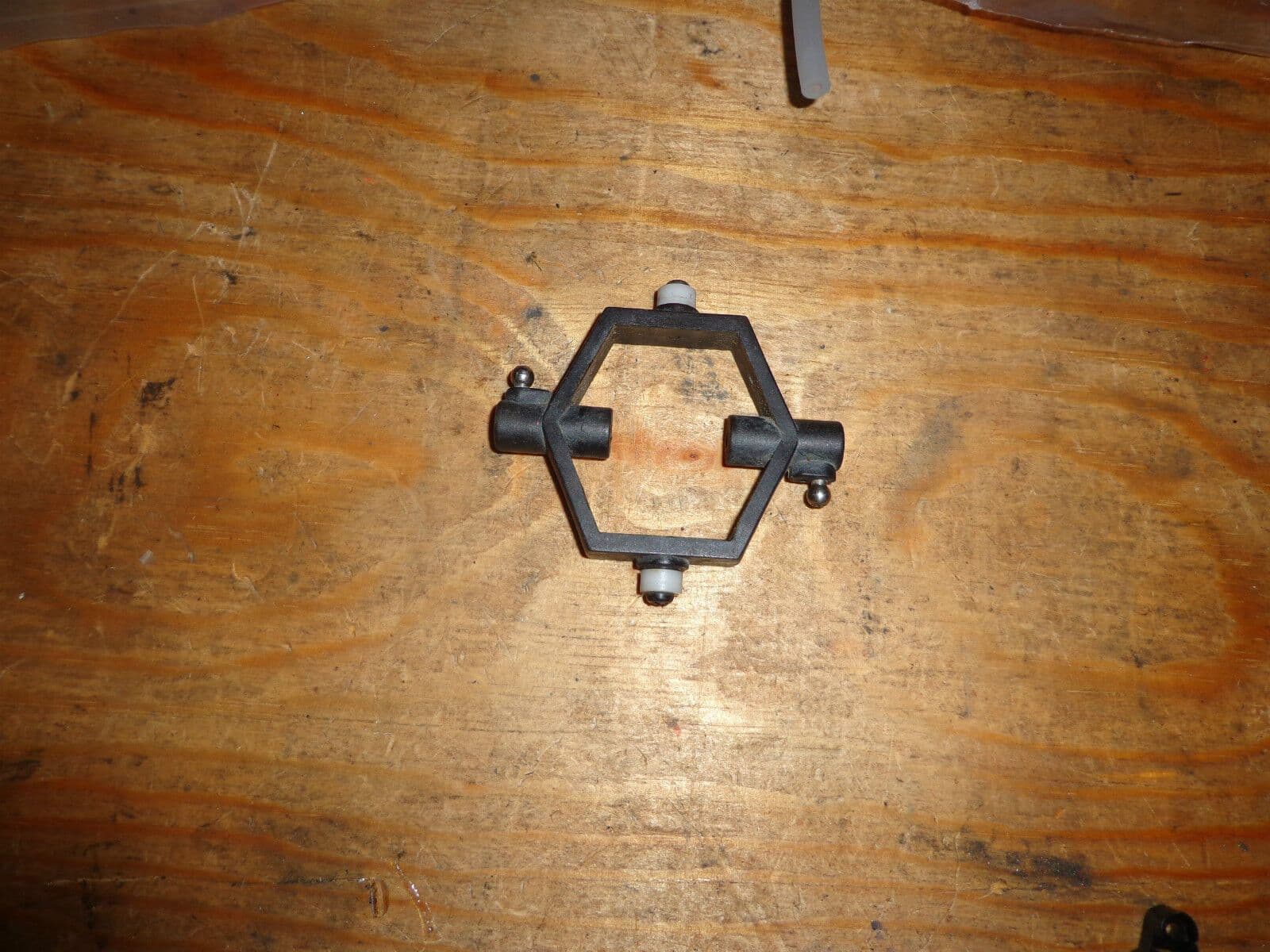 KYOSHO NEXUS FLYBAR SEESAW – RCHeliTrader