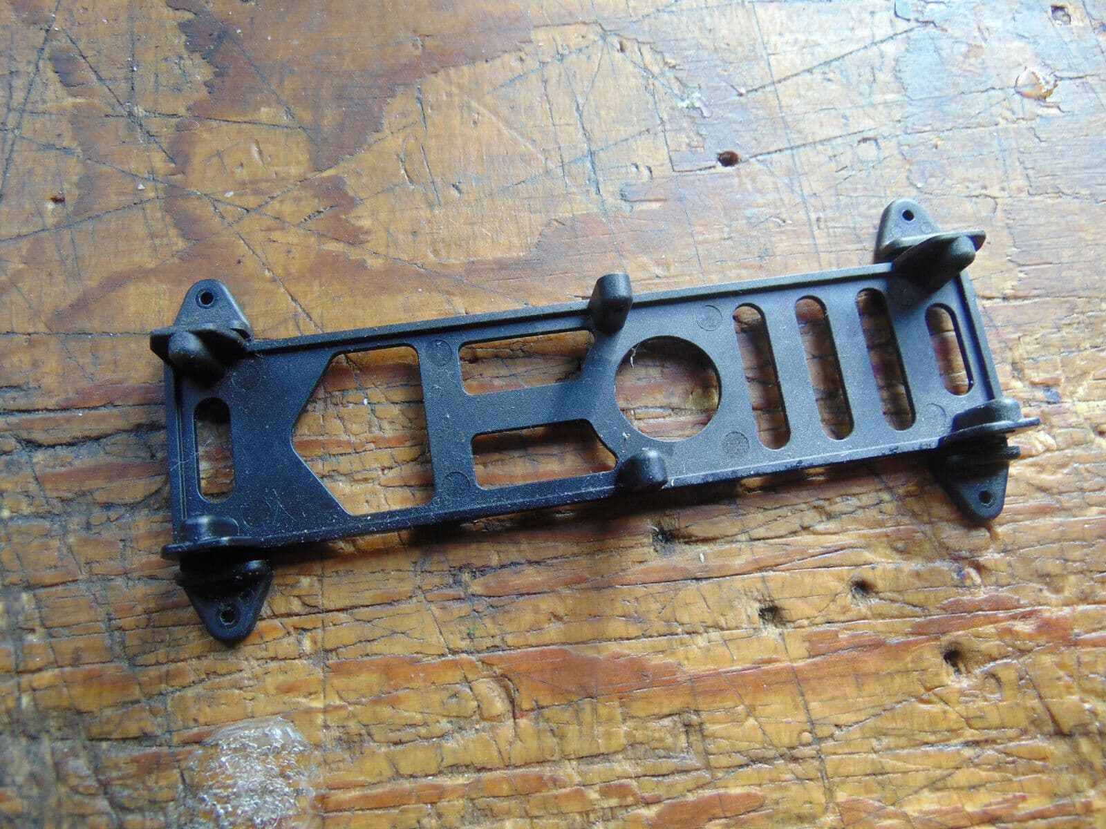 MINI TITAN E360 LOWER MAIN FRAME SECTION – RCHeliTrader