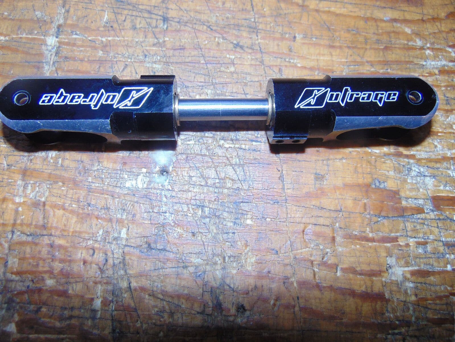 OUTRAGE VELOCITY 50 MAIN BLADE GRIPS C/W FEATHERING SHAFT & BEARINGS U ...