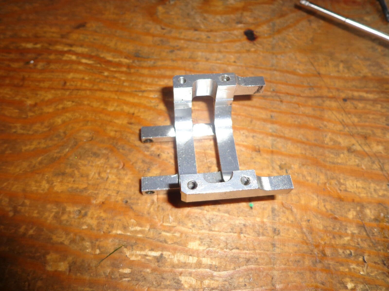 RAPTOR TITAN X50 ENGINE MOUNT – RCHeliTrader