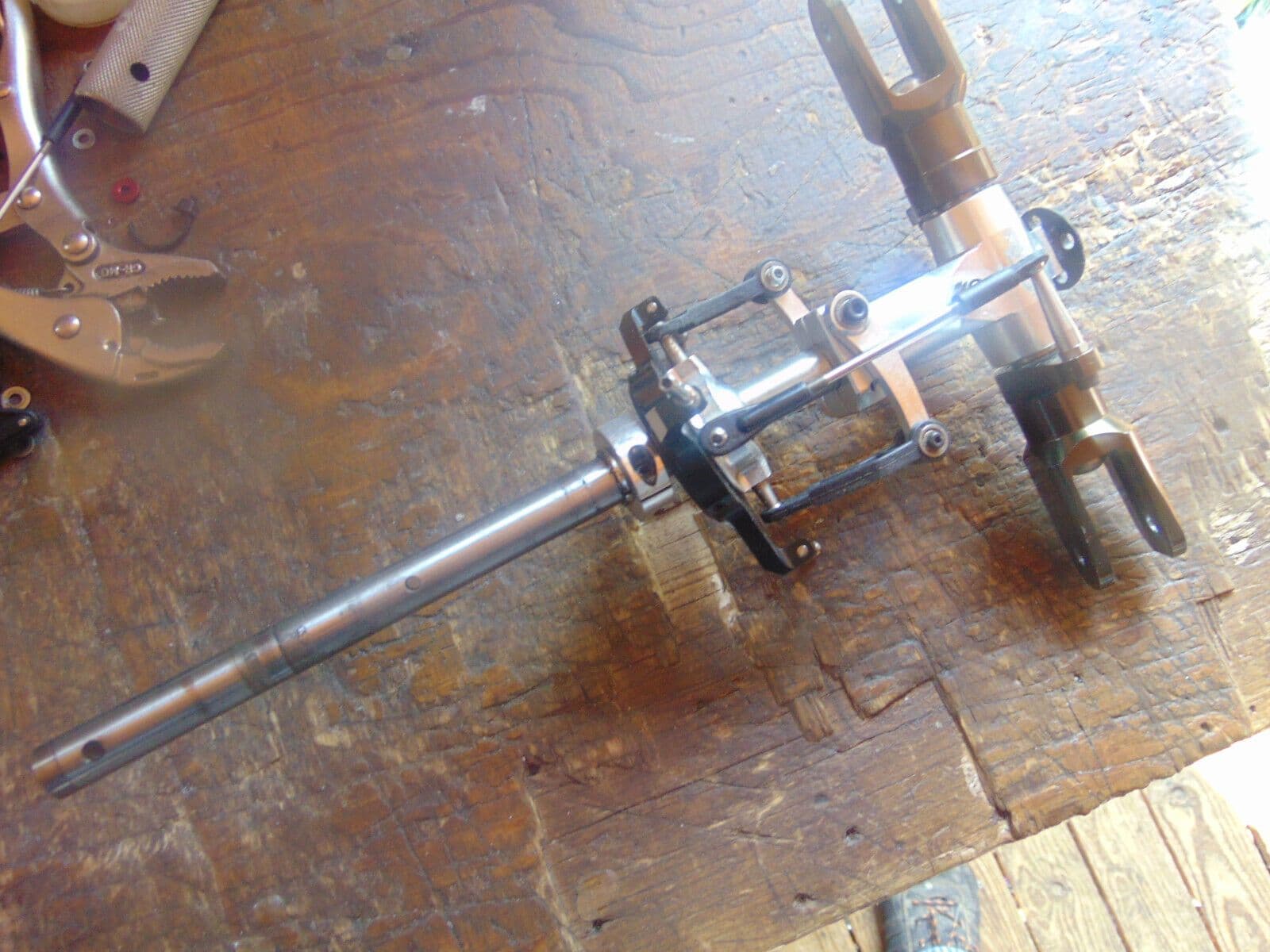 RAVE 90 ENV / BALLISTIC FBL MAIN ROTOR HEAD ASSEMBLY C/W SHAFT & WASHO ...