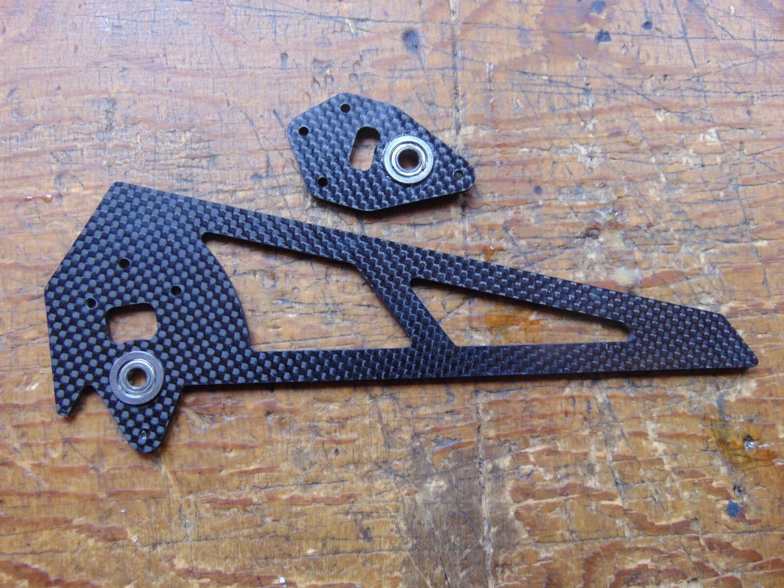 RAVE BALLISTIC 700E TAIL ROTOR GEARBOX CARBON SET – RCHeliTrader