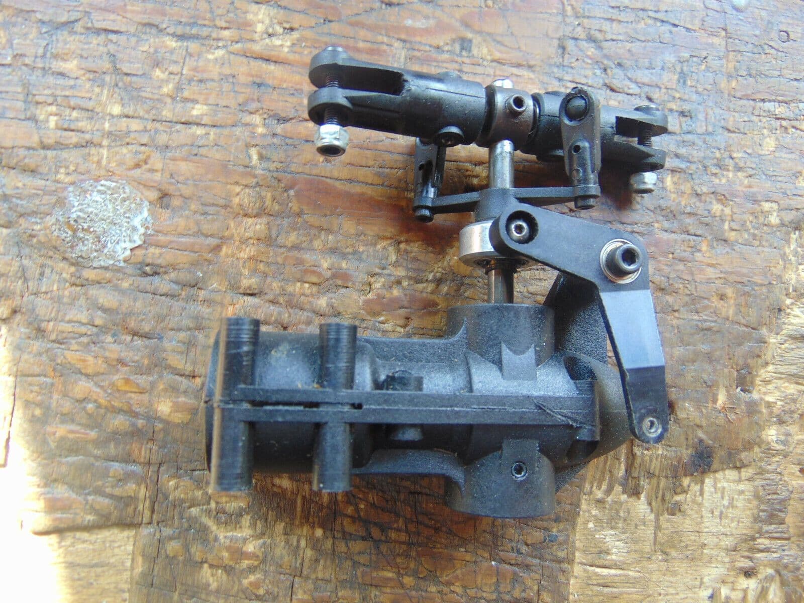 ROBBE CONQUEST TAIL ROTOR GEARBOX ASSEMBLY FOR TORQUE DRIVE – RCHeliTrader