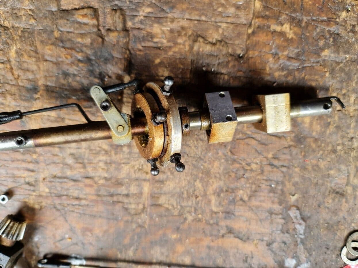 SCHLUTER HELI-BOY MAIN ROTOR SHAFT ASSEMBLY C/W SWASH, PITCH ROD ETC ...