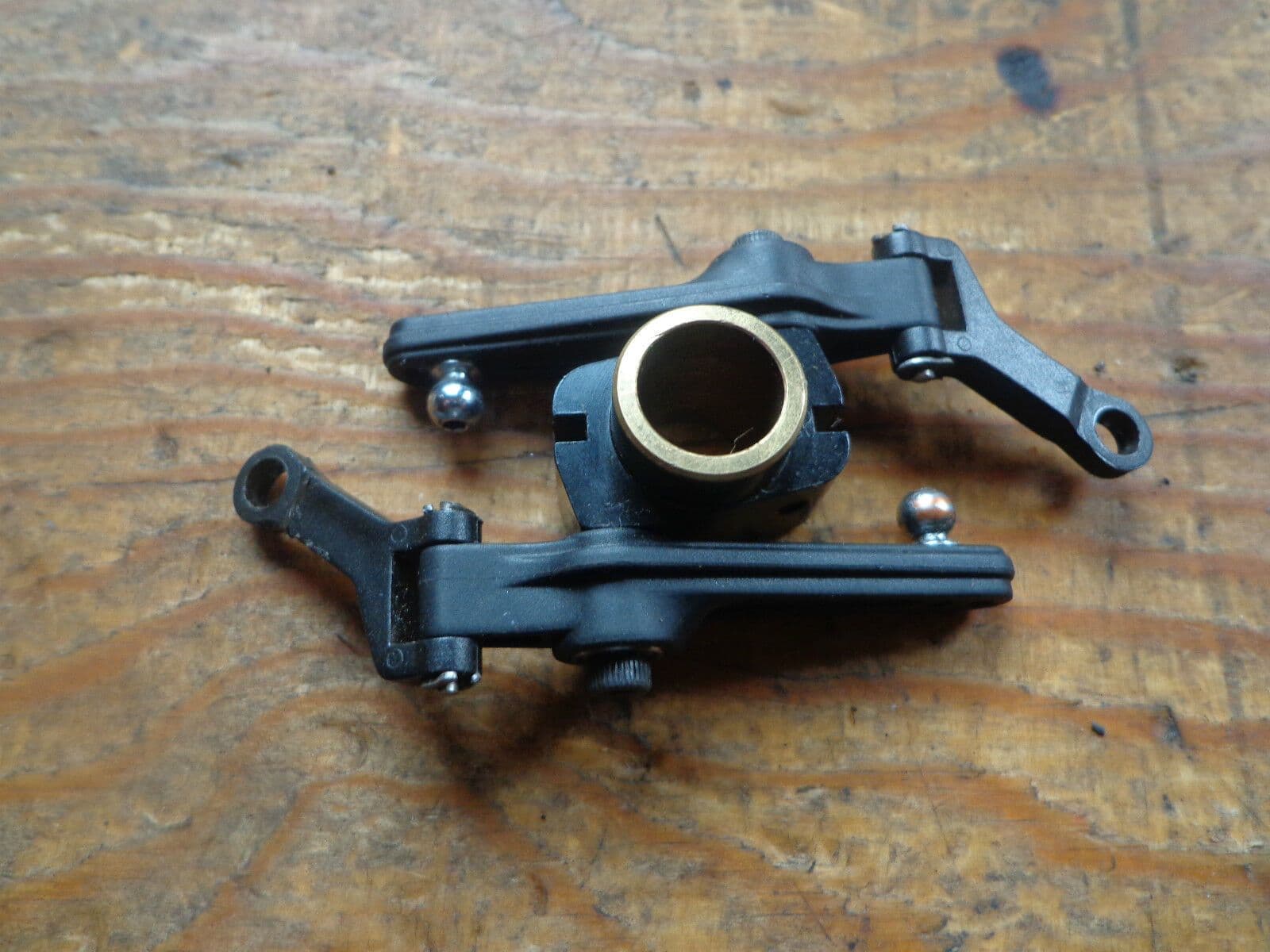 SYNERGY N9 STD WASHOUT MIXER ASSEMBLY – RCHeliTrader