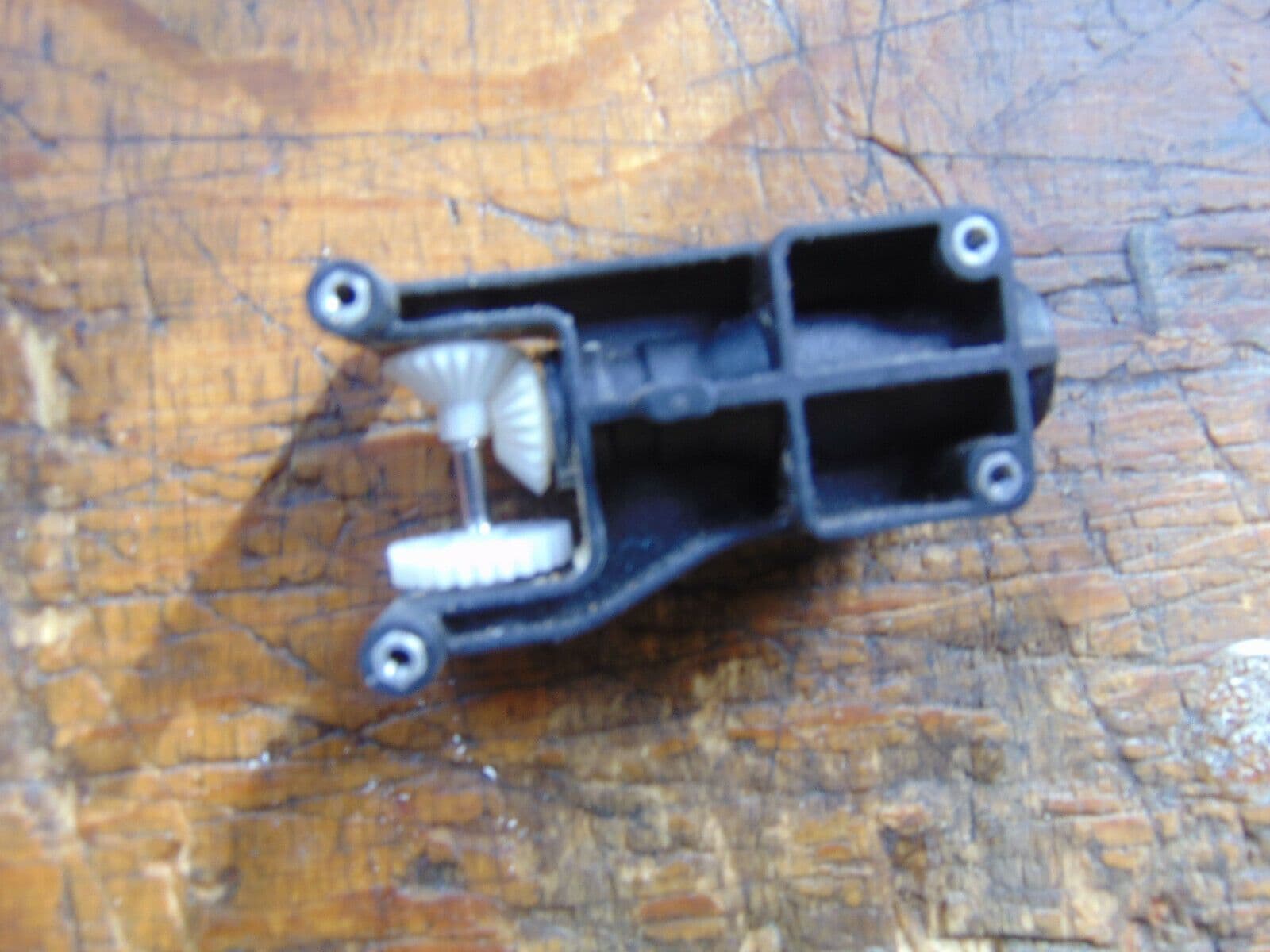 TREX 450 PRO V2 TAIL BOOM MOUNT C/W BEVEL GEARS – RCHeliTrader