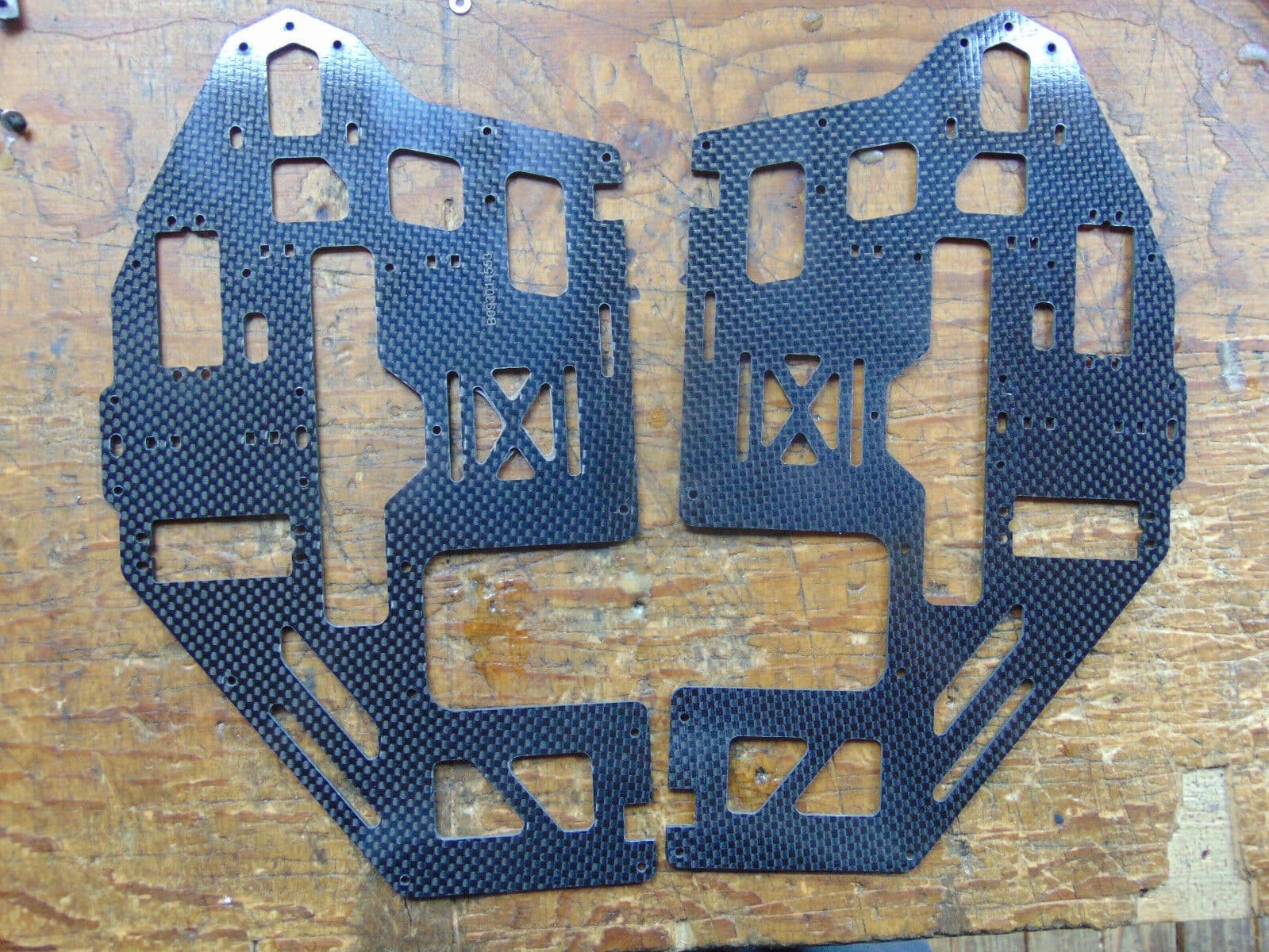 TREX 500 CARBON FIBRE MAIN FRAME SIDES – RCHeliTrader