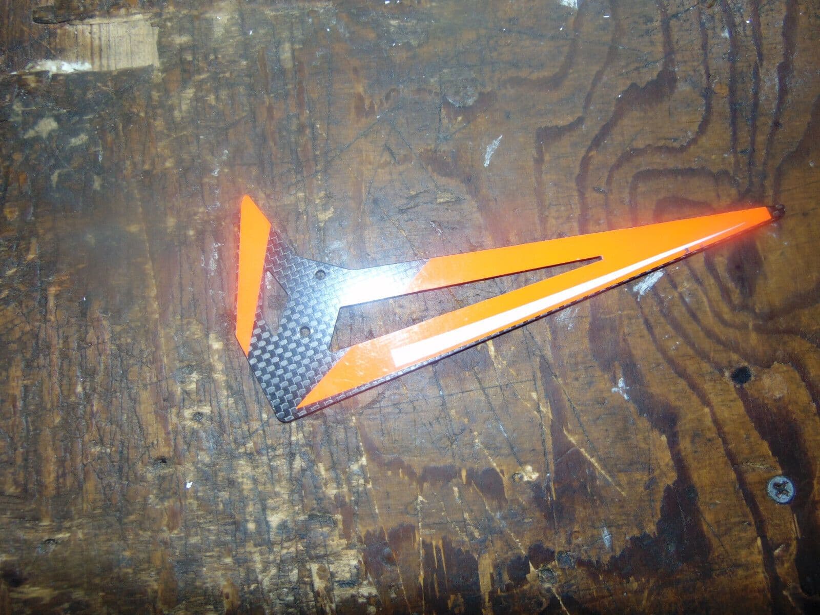 TRON 5.5 CARBON FIBRE VERTICAL TAIL FIN – RCHeliTrader