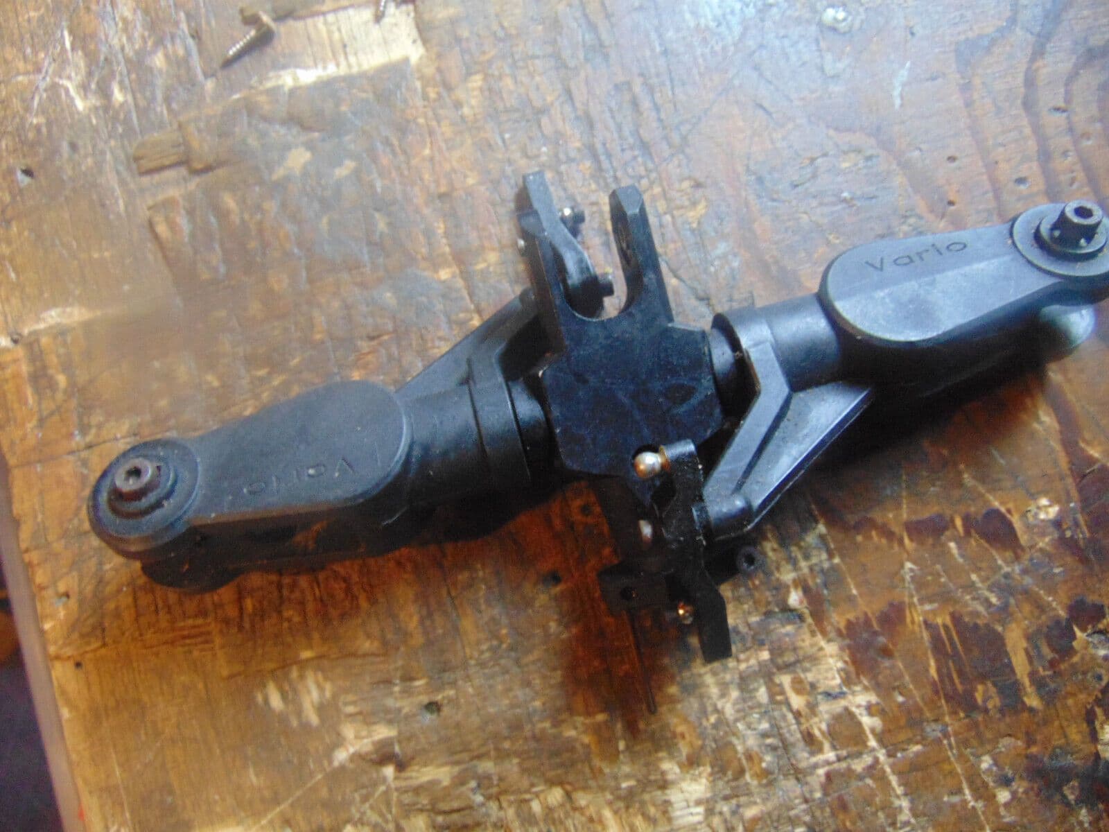 VARIO SKY DRAGON MAIN ROTOR HEAD ASSEMBLY – RCHeliTrader