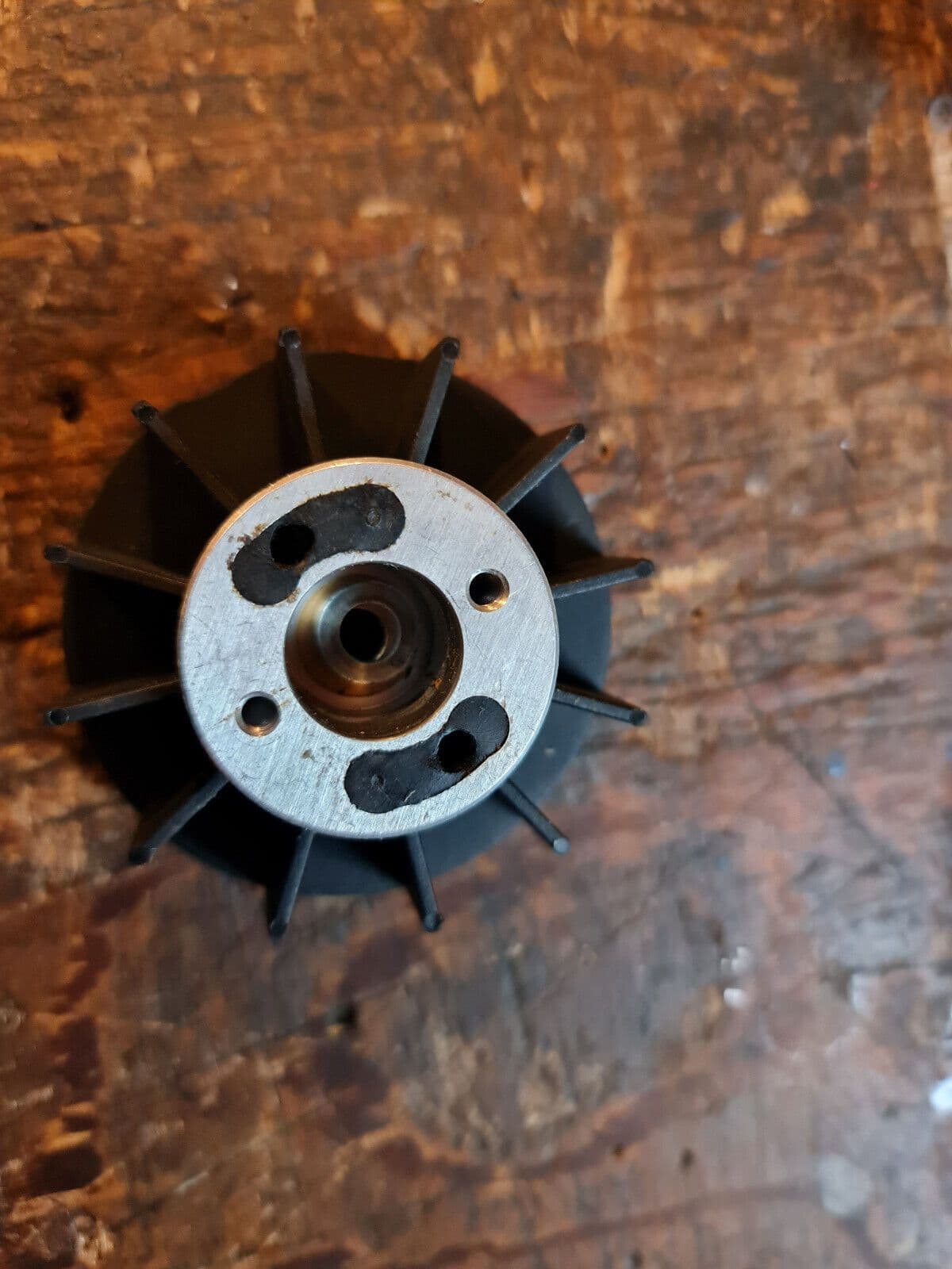 X-CELL 60 PRO 2 ENGINE COOLING FAN & CLUTCH HUB (b) – RCHeliTrader