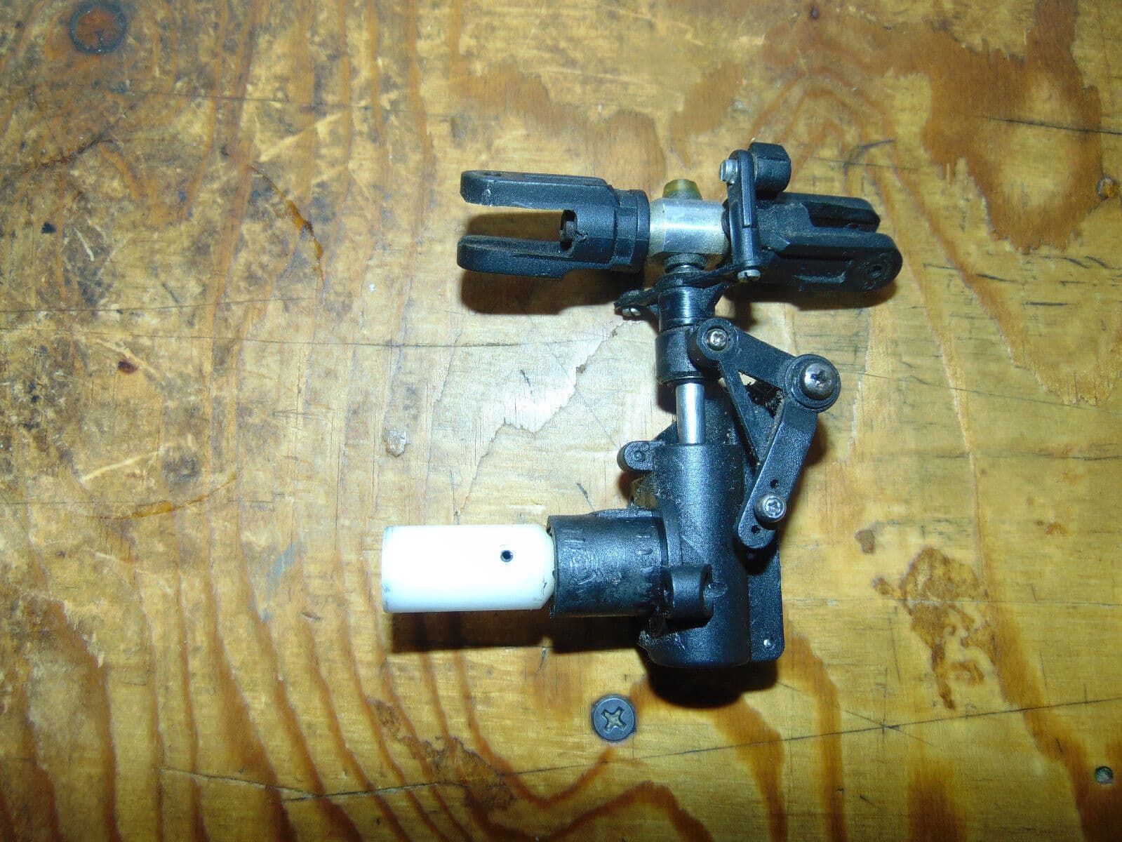 X-CELL 60 TAIL ROTOR GEARBOX ASSEMBLY – RCHeliTrader