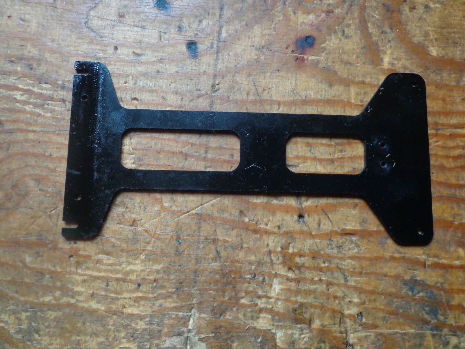 X-CELL FURY 90 LOWER FRAME BRACE – RCHeliTrader