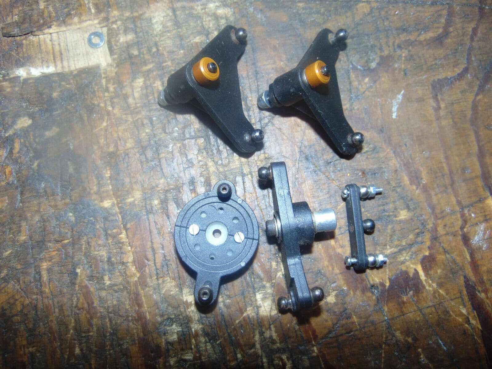 X-CELL GAS GRAPHITE AILERON & ELEVATOR CONTROLS & SERVO ARMS – RCHeliTrader